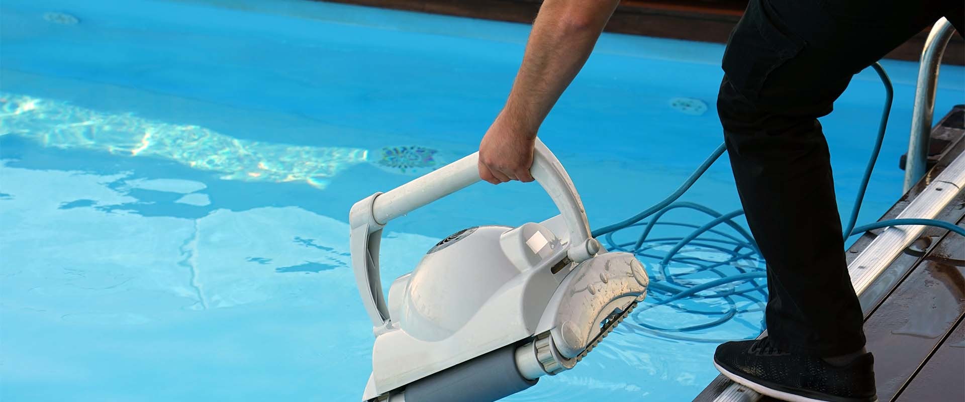 The Energy Efficiency of Robotic Pool Cleaners